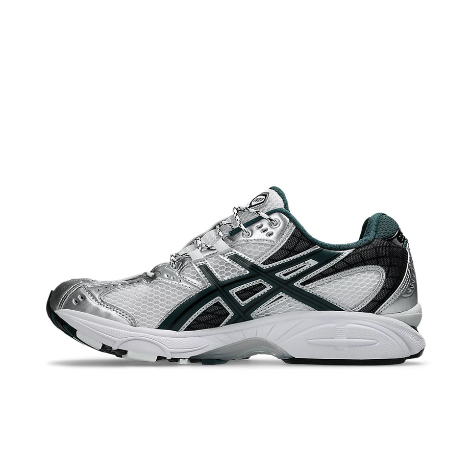 ASICS – INVINCIBLE Indonesia